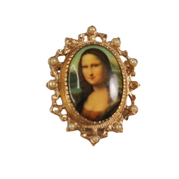 Sarah Coventry | Jewelry | Sarah Coventry Mona Lisa Baroque Brooch ...